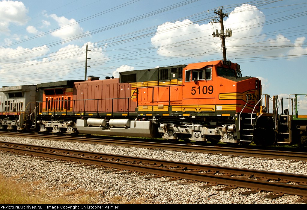 BNSF 5109